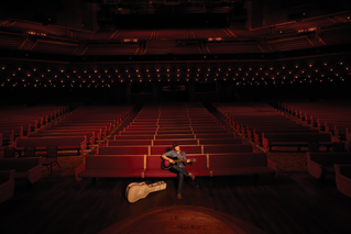 Cambria Quartz Plays a Part in a Renovated Opry